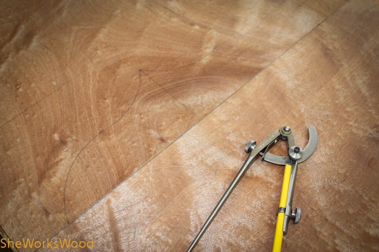 drawing the shape of bottom side (1 of 1)