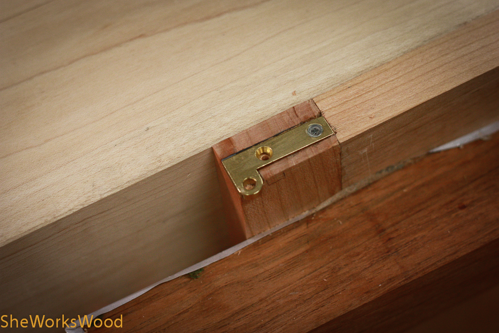 Installing the hinges